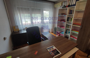 Prodajem Stan-Apartman, Kej