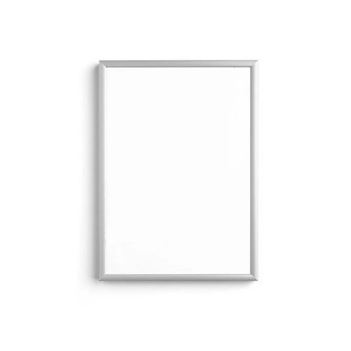 Metalni ram srebrne boje sa pleksiglasom – 18 x 24 cm