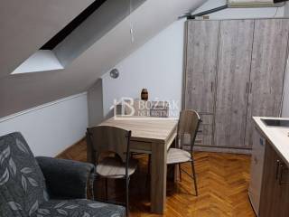 Jednosoban stan Gimnazijska, Zrenjanin