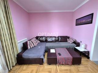 Trosobni stan Krunska, Kalenić - Slavija - Cvetni Trg, Beograd