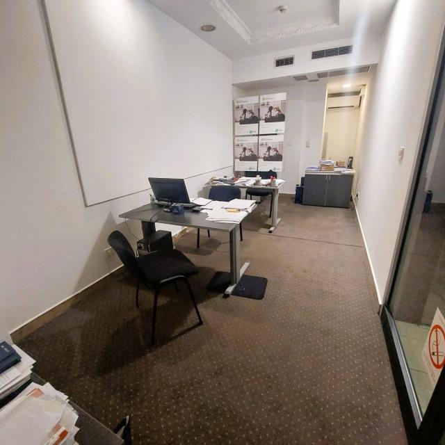 Terazije, Balkanska, lokal, 17m2, uknj