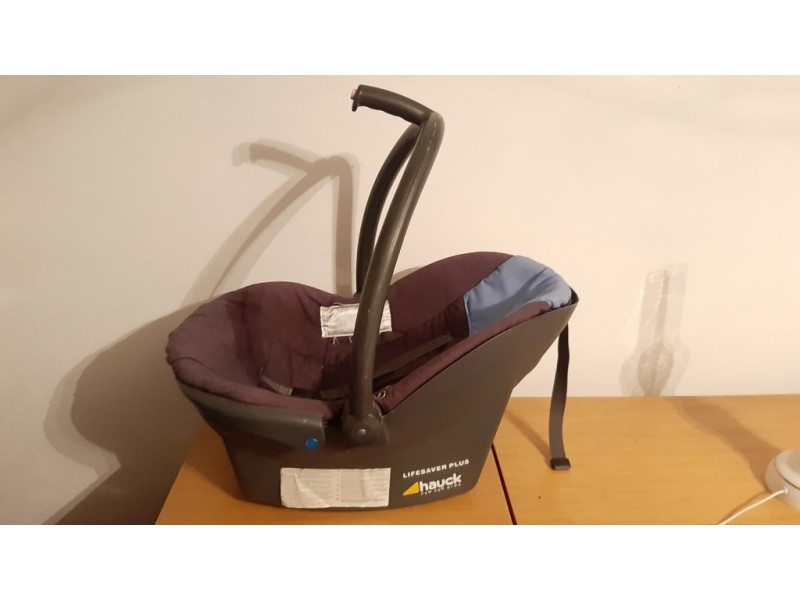 NOSILJKA ZA BEBE HAUCK - JAJE SEDISTE ZA AUTO