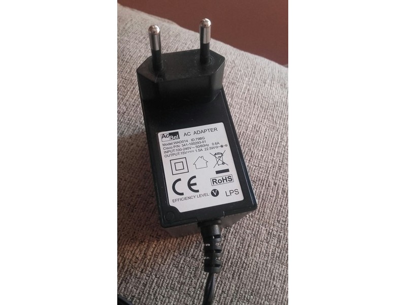 Adapter / Ispravljač 100-240V, 0.6A / 15 V/1.5A