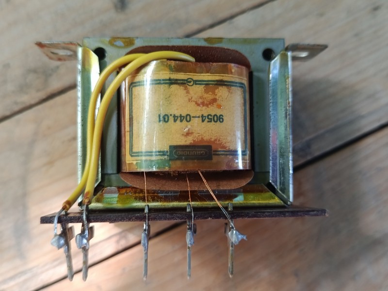 Trafo iz Grundig radija