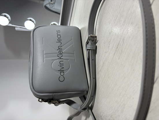 Calvin Klein torbica