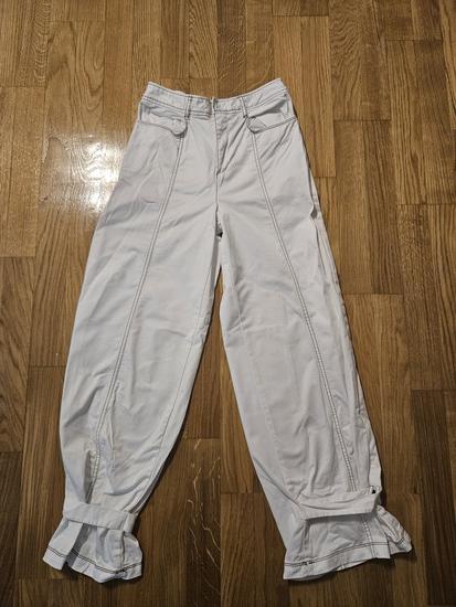 Zara pantalone XS veci model