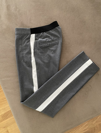 Zara pantalone