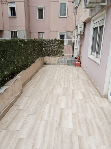 Prodaja stan Vracar Beograd Djeram Pijaca ogromna terasa staklena zimska kuća renovirana nameštena zakupna imovina investicija nekretnine kupovina Srbija Ekspo 2027 Surčin