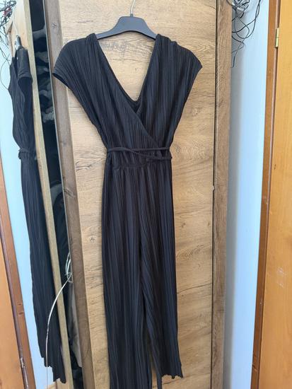 Bershka kombinezon