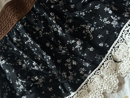 vintage letnja suknja sa floralnim printom