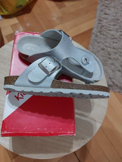 Kickers decije papuce, Nove u kutiji
