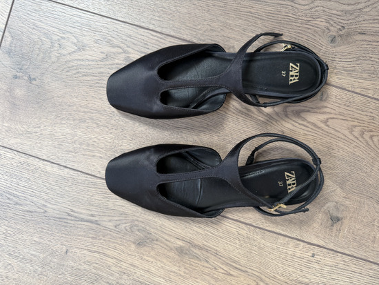 Zara saten baletanke