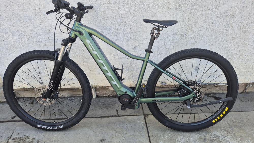 Scott active