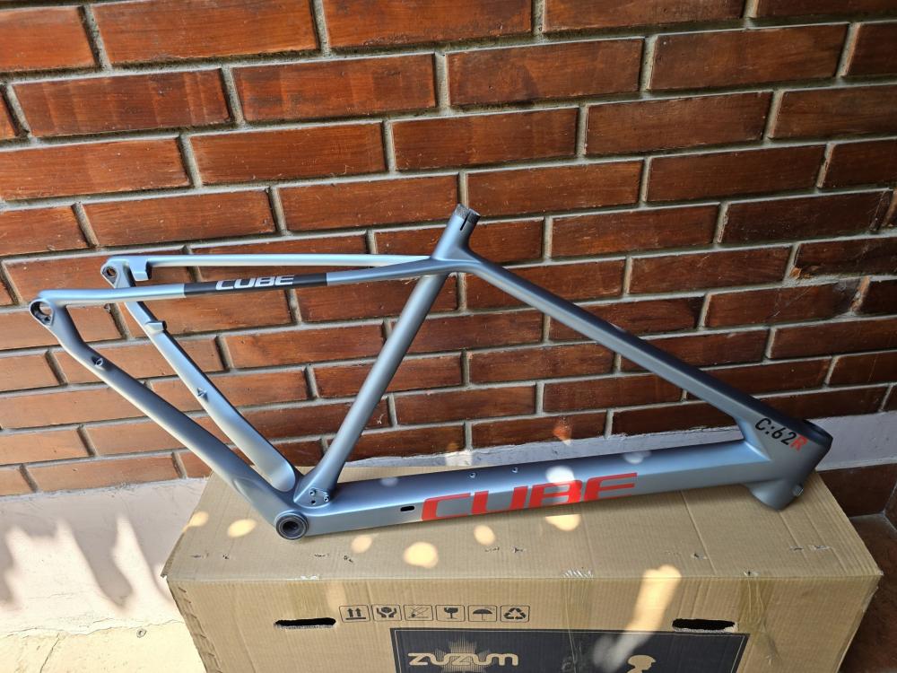 Cube reaction pro c 62 karbon 29 XL NOVO custom