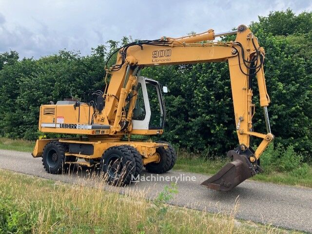 Liebherr A900 LITRONIC bager točkaš