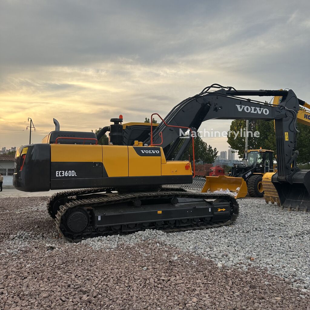 Volvo EC360DL bager guseničar