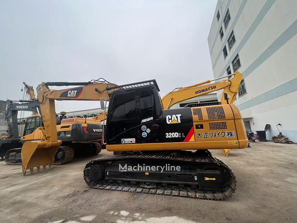 Caterpillar 330D bager guseničar