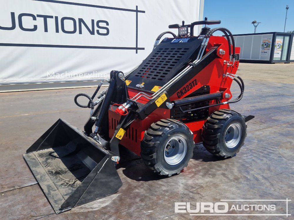 Prodaje se Captok CK-323TZD mini bager na aukciji