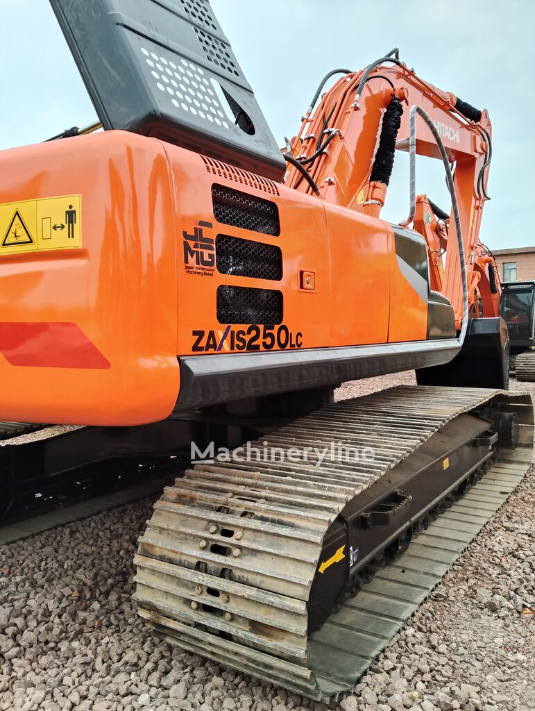 Hitachi ZX250-3G bager guseničar