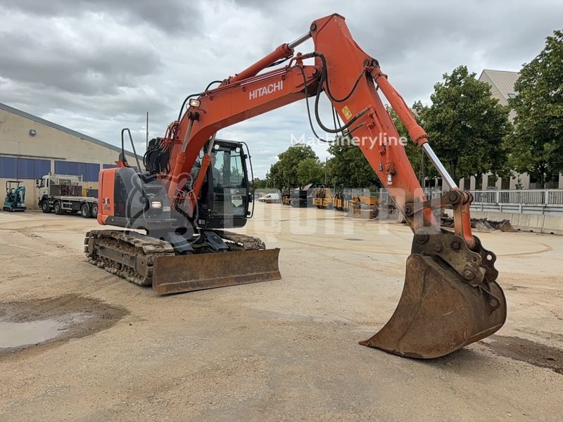 Hitachi ZX135US-5B bager guseničar