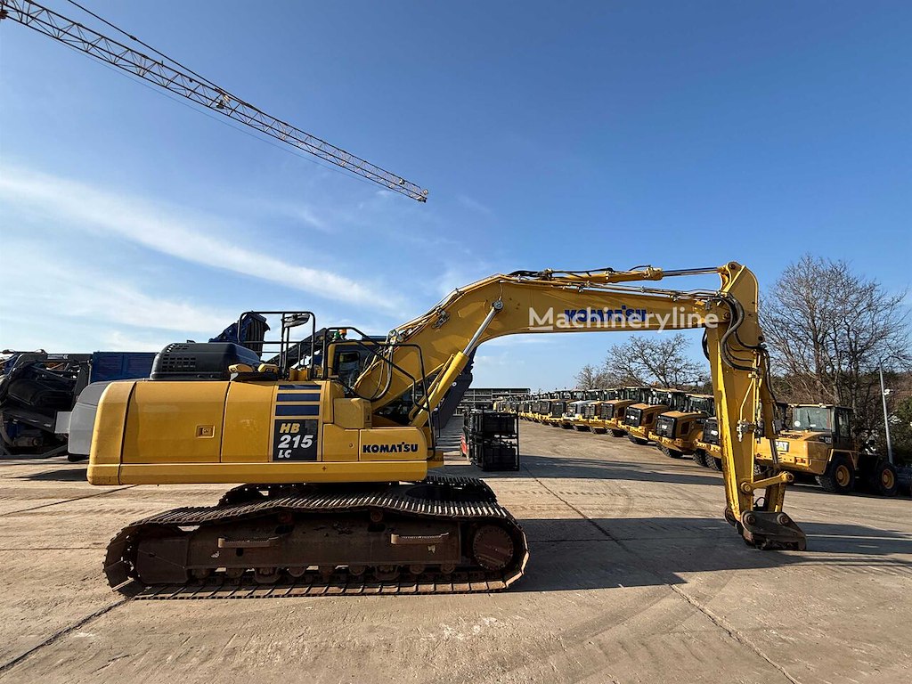 Komatsu HB215LC-3 bager guseničar