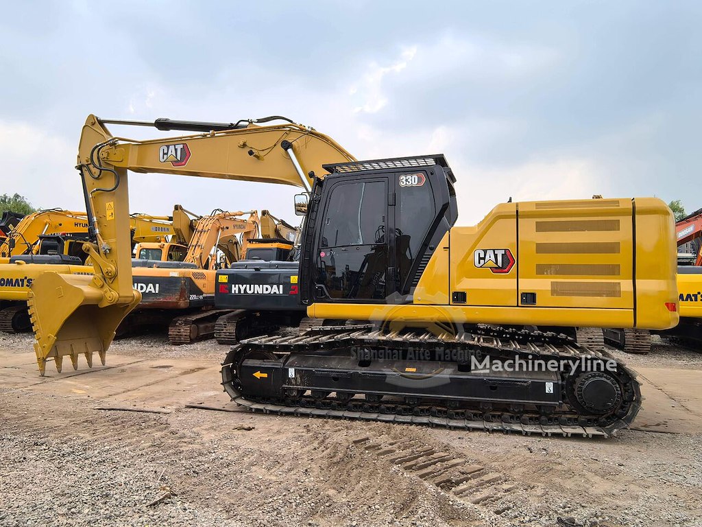 Caterpillar 330 bager guseničar