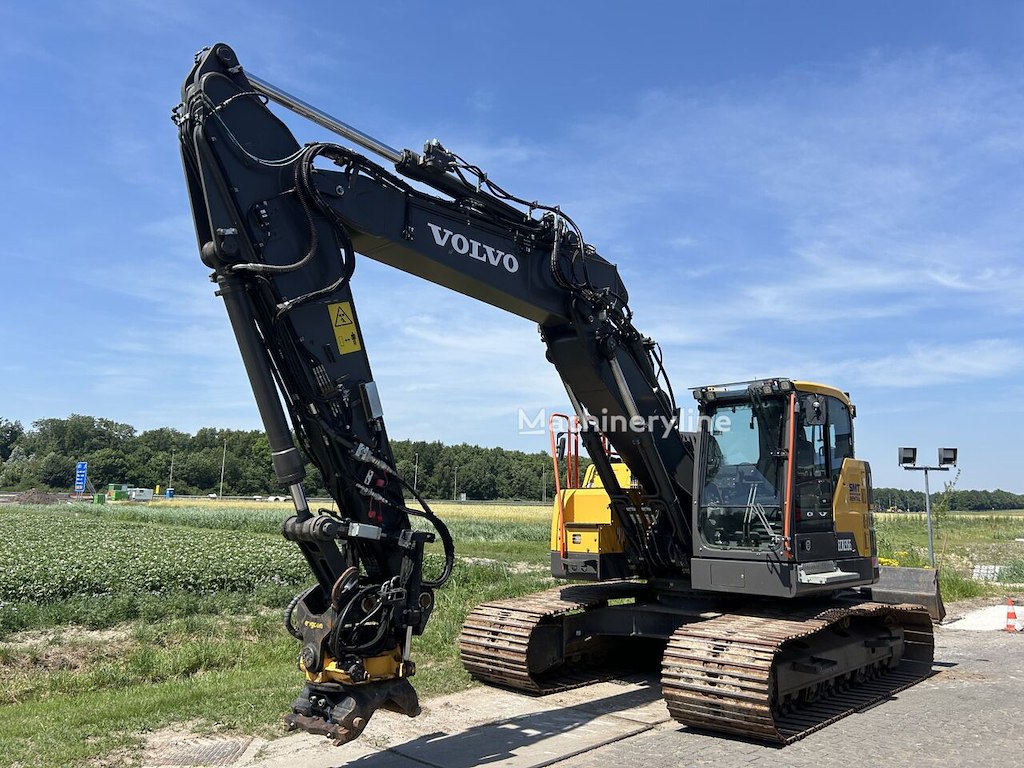 Volvo ECR235EL bager guseničar