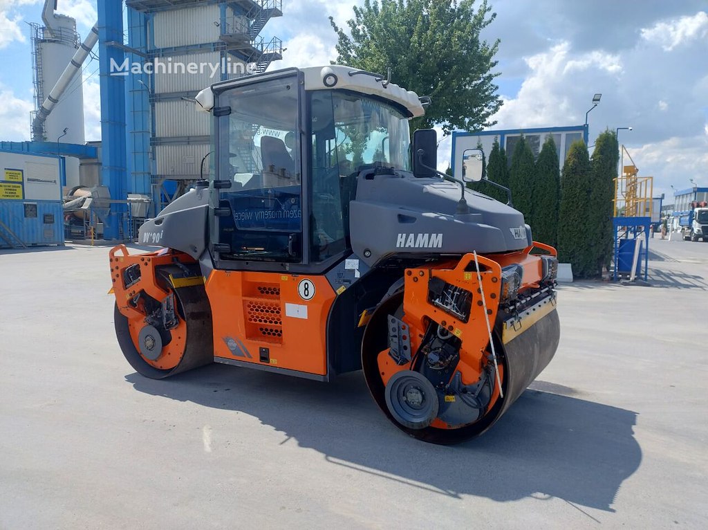 Hamm DV90 valjak za asfalt