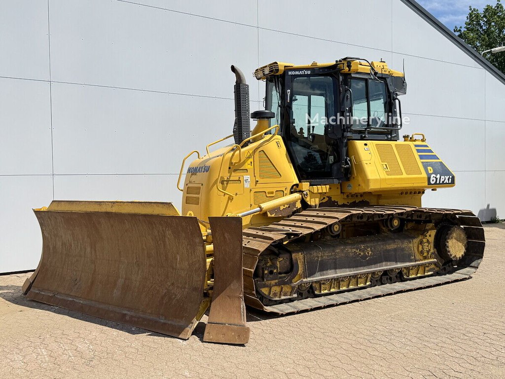 Komatsu D61PXi-24 buldožer