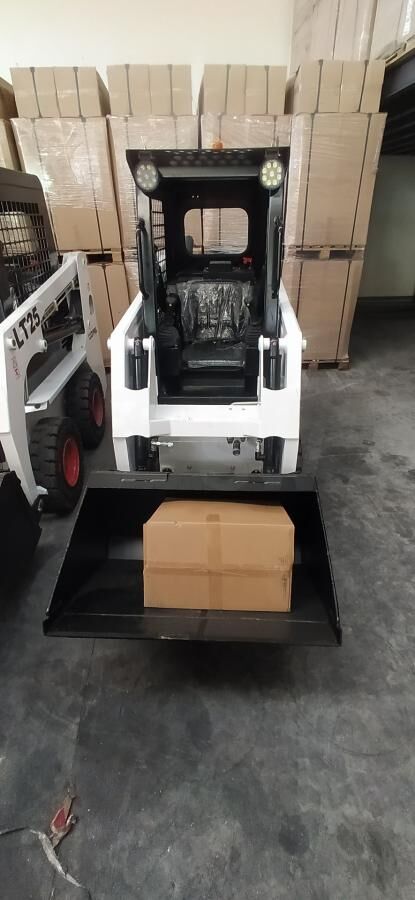 Novi LTMG Perkins LT25 0.90 largura mini utovarivač