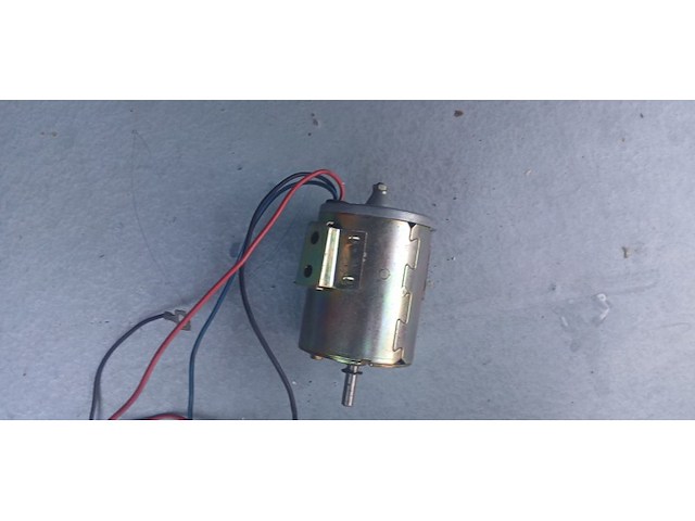 Motor kabine zas 101 yugo