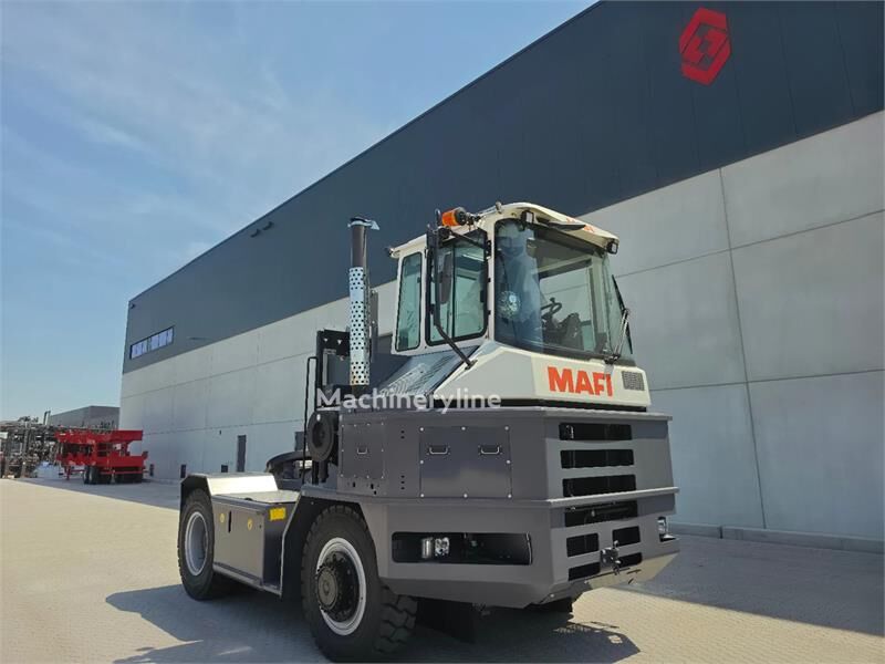 Mafi HD445 4x4 terminalni tegljač