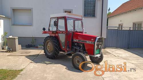 Traktor IMT 542