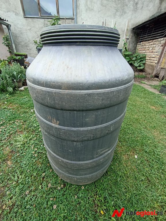 Plasticna burad