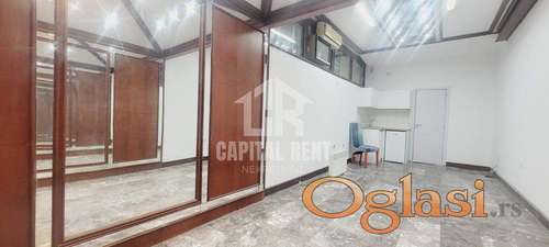 Poslovni prostor – Požeška, 28 m² + magacin 4 m² ID#1621