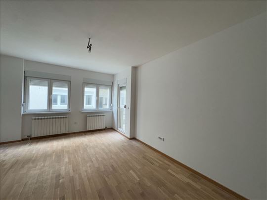 Novogradnja na Ledinama – U Blizini Hotela MAR