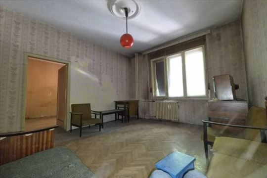 Dvosoban stan u ulici Desanke Maksimović, 56m2