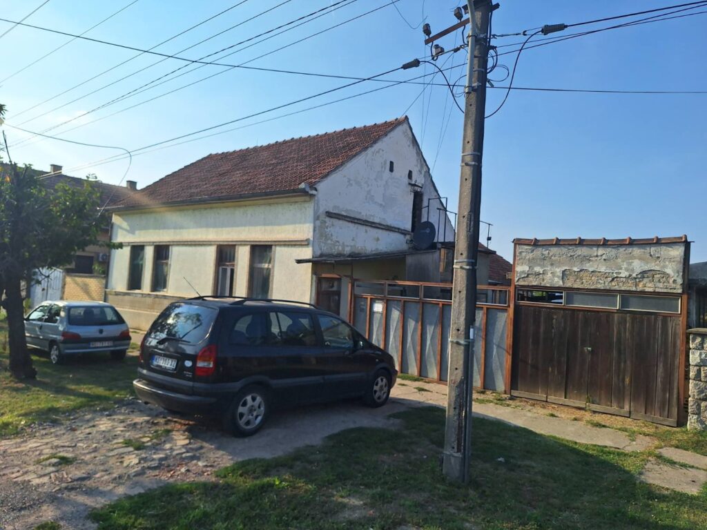 Porodična tipska kuća u Begeču