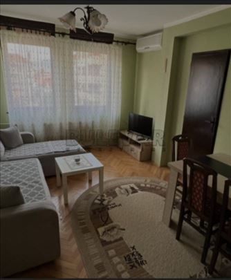 Izdaje se stan u blizini naselja Bevrli Hils, 39m2