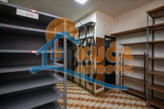 Poslovno-stambeni objekat 150m2, Obilićev Venac