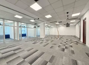 Izdavanje Lokal - Beograd, Novi Beograd: Ušće - Gazela - Staro Sajmište