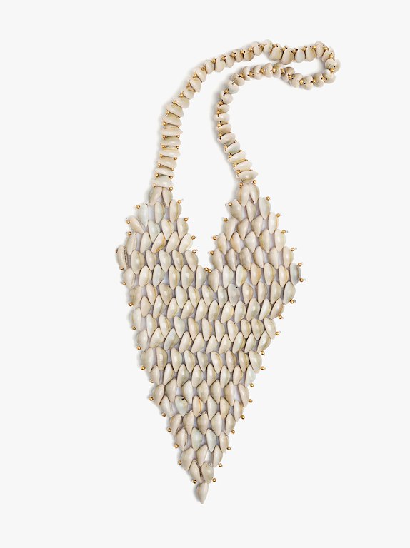 BIB NECKLACE WITH SHELLS