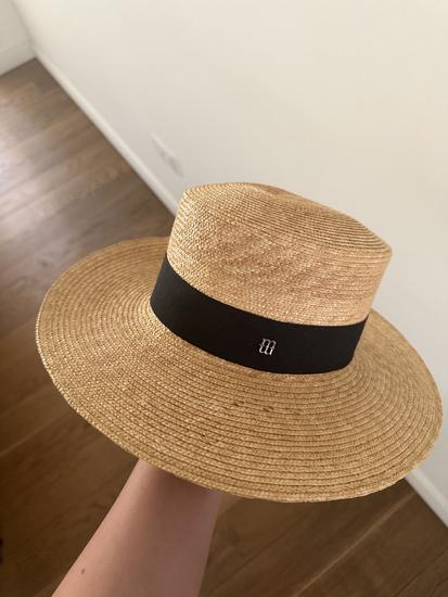 MM couture šešir