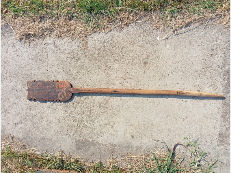 Starinska drvena preslica – Ručni rad