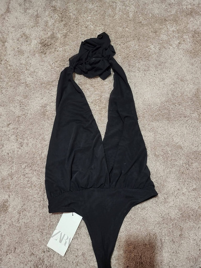 Nov Zara body %%