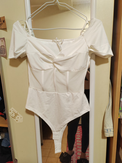 LOVERY beli korset bodi *novo *snižen