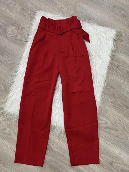 Crvene pantalone