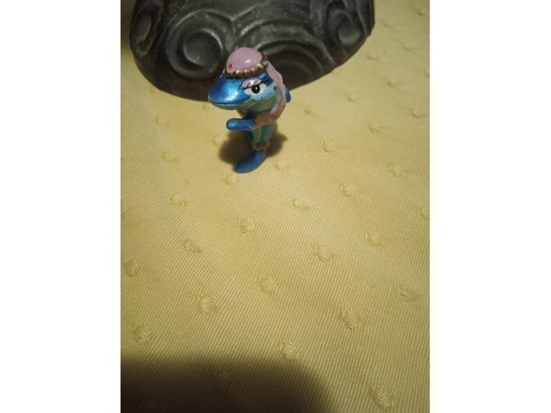 Kinder figurica