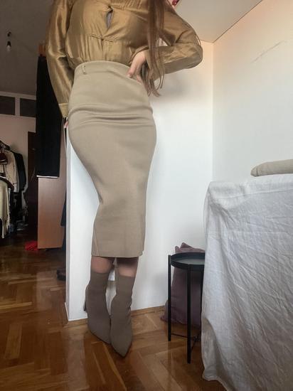 Nova duboka suknja Zara