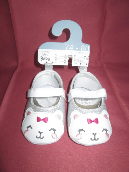 CIPELE "BABY" 6-12 meseci *NOVE*